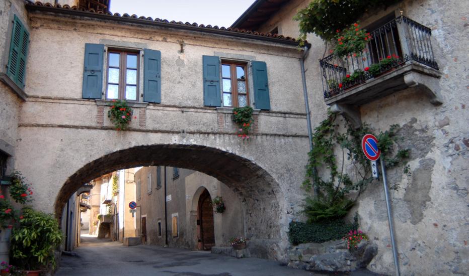 Borgo di Lemprato e Castel Antico Edificio di altro genere