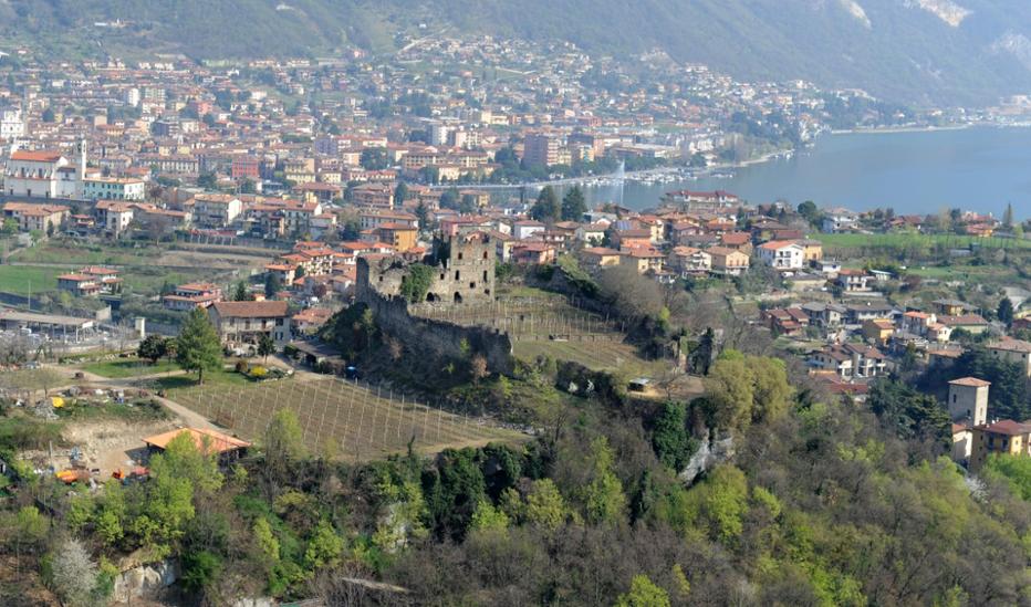 Castello Lantieri di Paratico Castello / Torre