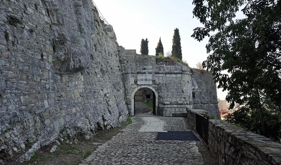 Strada del Soccorso Castello / Torre