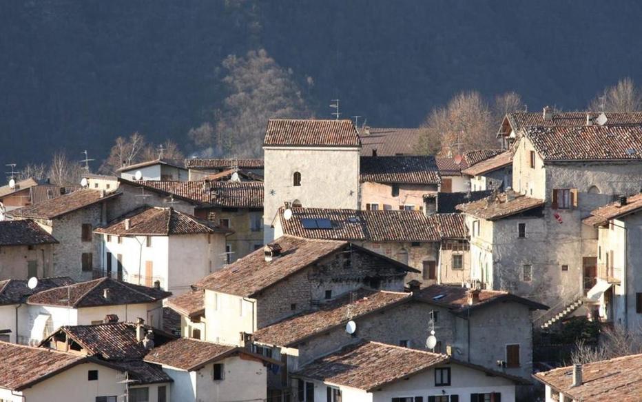 Biblioteca comunale di Pertica Bassa Biblioteca