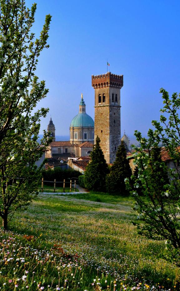 Torre Civica di Lonato del Garda Castello / Torre